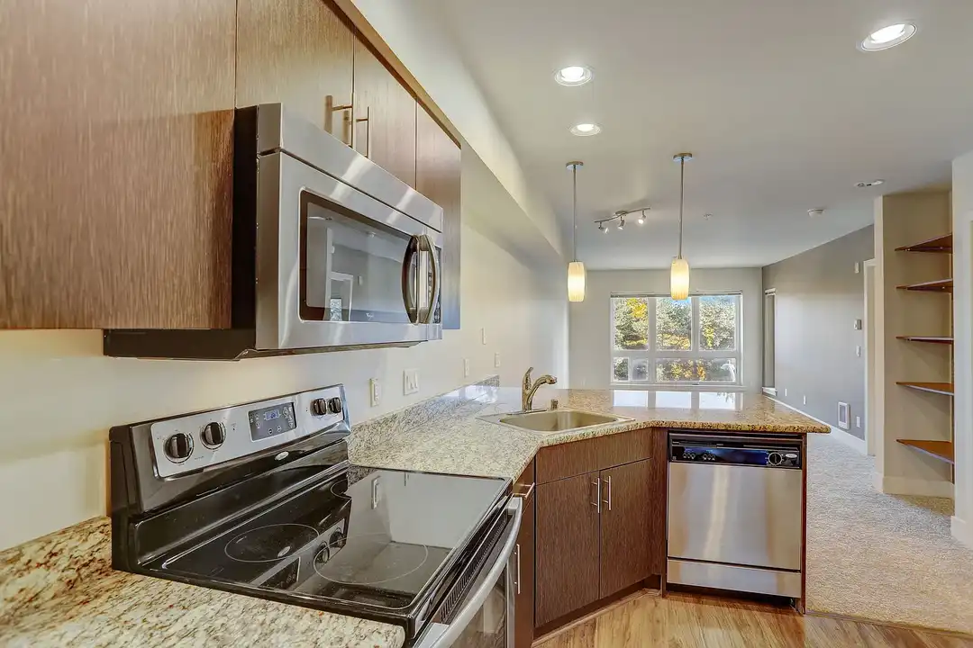 Green Lake Tyee (The Clarke) - 950 N 72nd St - Seattle, WA | Rent.