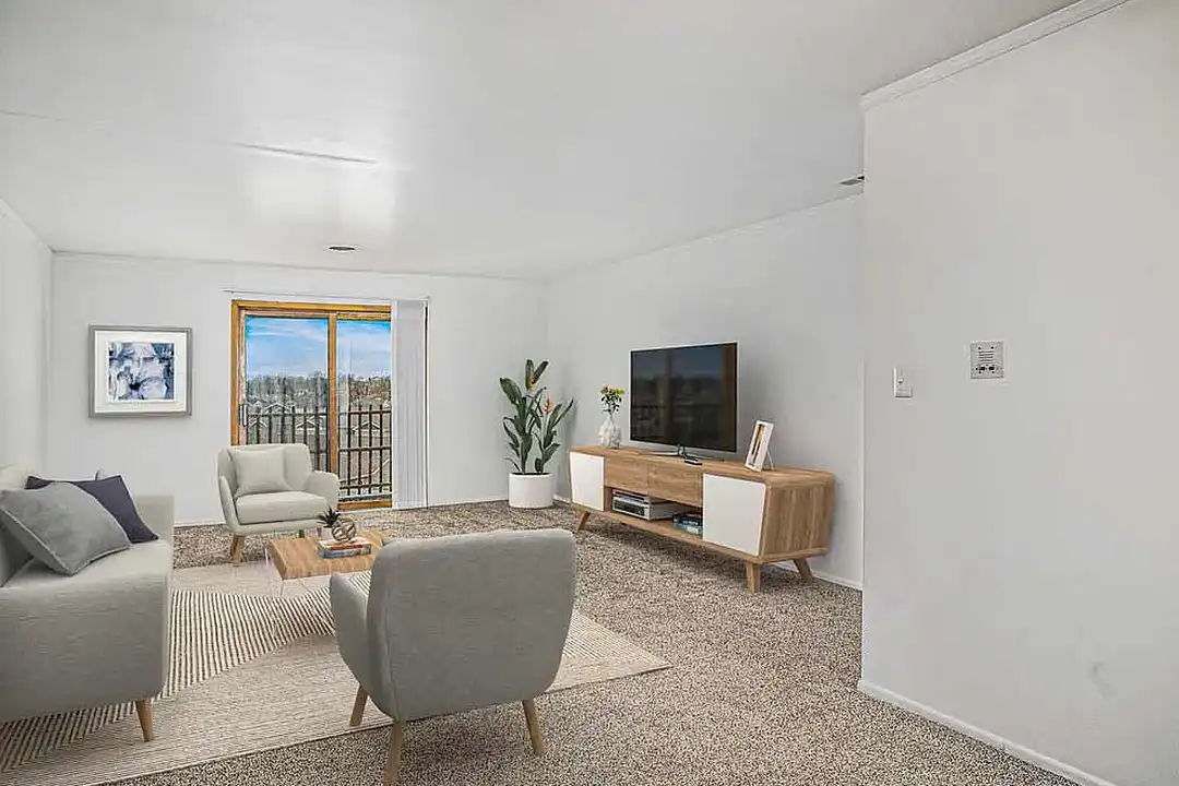 Whitcomb Terrace Apartments - 3944 W 77th Pl - Merrillville, IN | Rent.