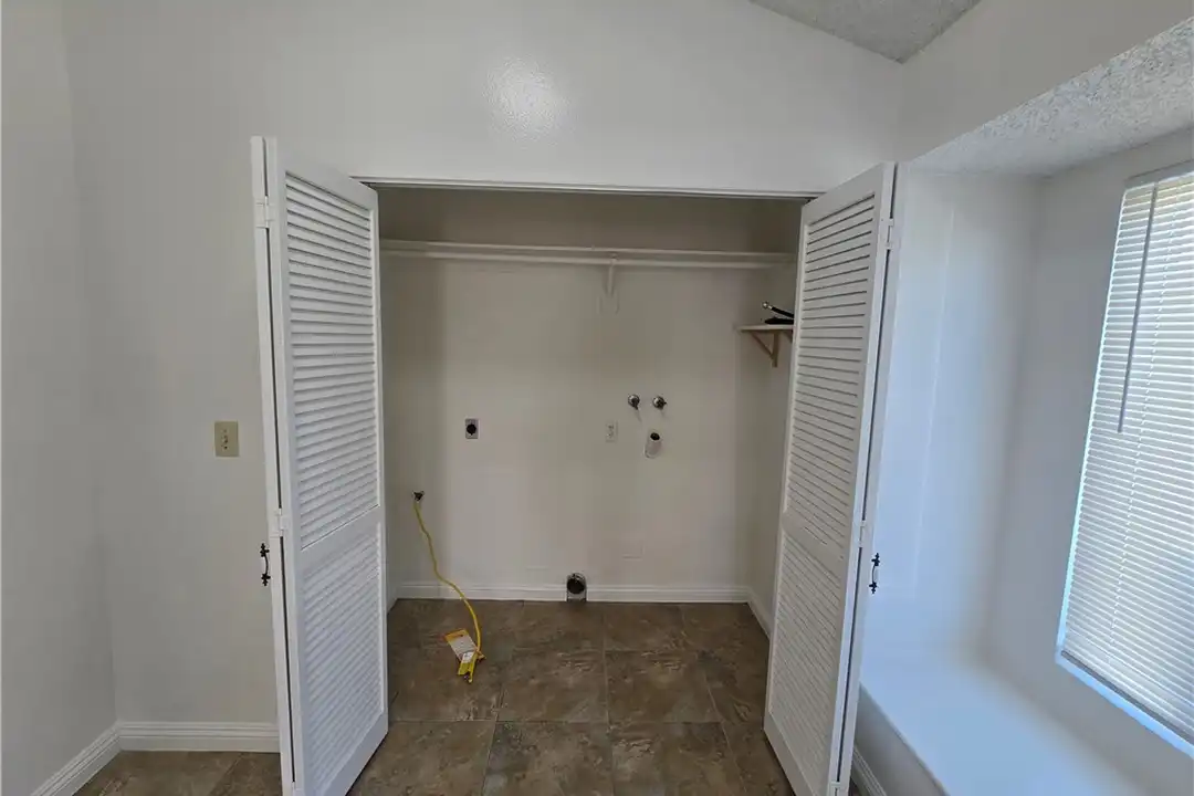 7942 Moonshadow Cir unit 7942-1 - Huntington Beach, CA | Rent.