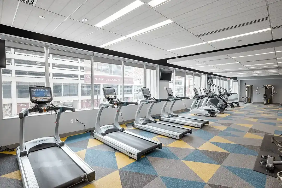 Commerce Tower - 911 Main St - Kansas City, MO | Rent.