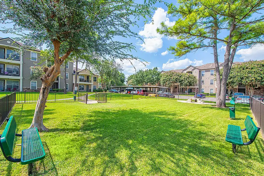 MAA Woodwind - 14555 Philippine St - Houston, TX | Rent.