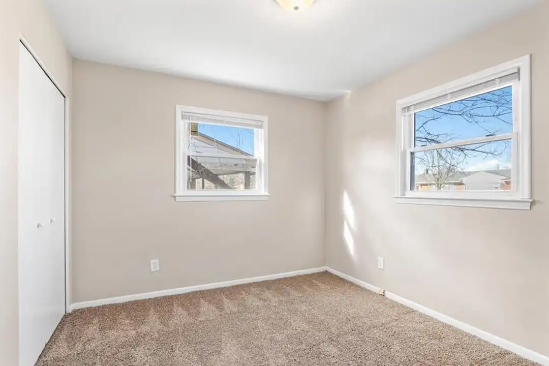 29703 Hillbrook St - Livonia, MI | Rent.