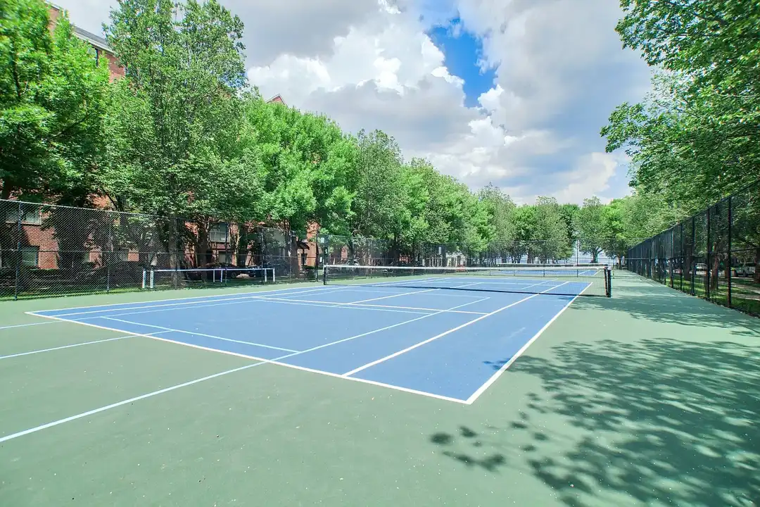 Harbor Point - 24 Oyster Bay Rd - Boston, MA | Rent.