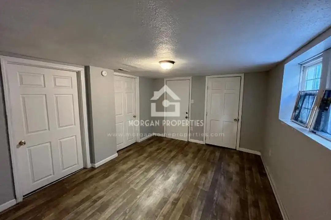 1807 Meridian St - Anderson, IN | Rent.