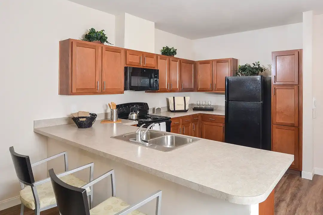 Brookside Residences Apartment Homes - 400 Pleasant Meadow Blvd ...