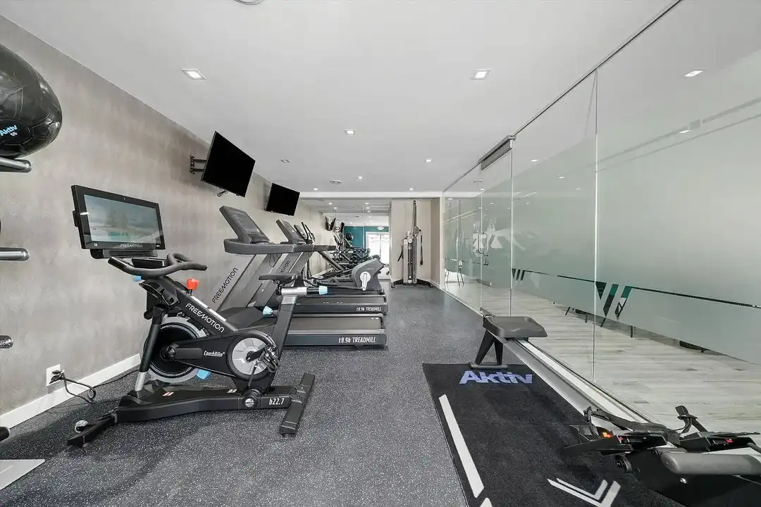 Whitcomb Terrace Apartments - 3944 W 77th Pl - Merrillville, IN | Rent.