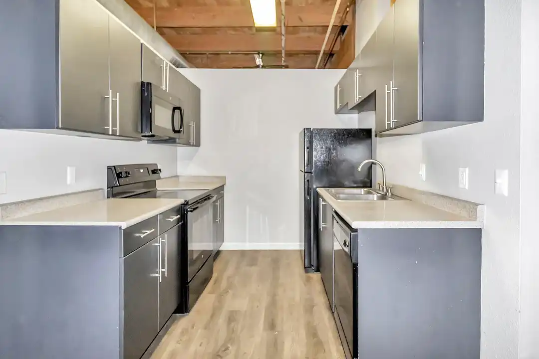 The Landings at River Market Loft & Apartment Homes - 401 Delaware St ...