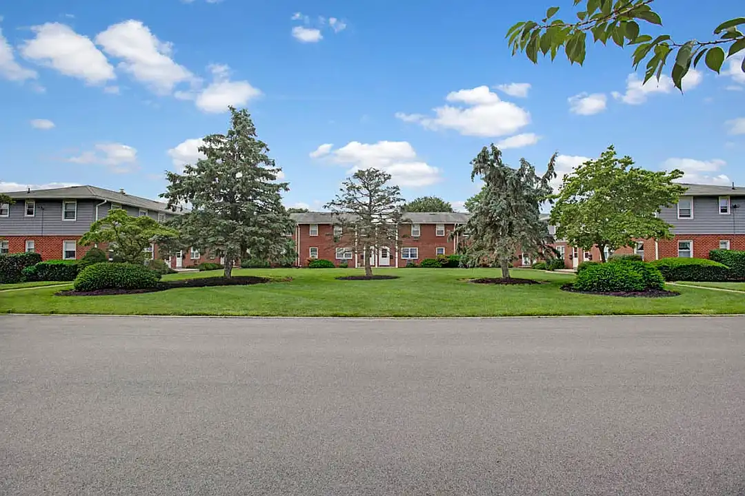 Evergreen Village - 962 High St - Alpha, NJ | Rent.