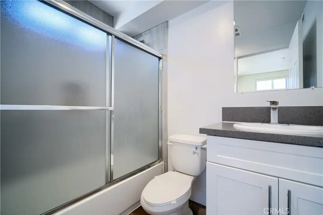 1427 S New Hampshire Ave unit 1427 - Los Angeles, CA | Rent.