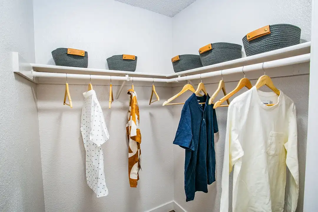 The Del Rey - 6701 Del Rey Ave - Las Vegas, NV | Rent.