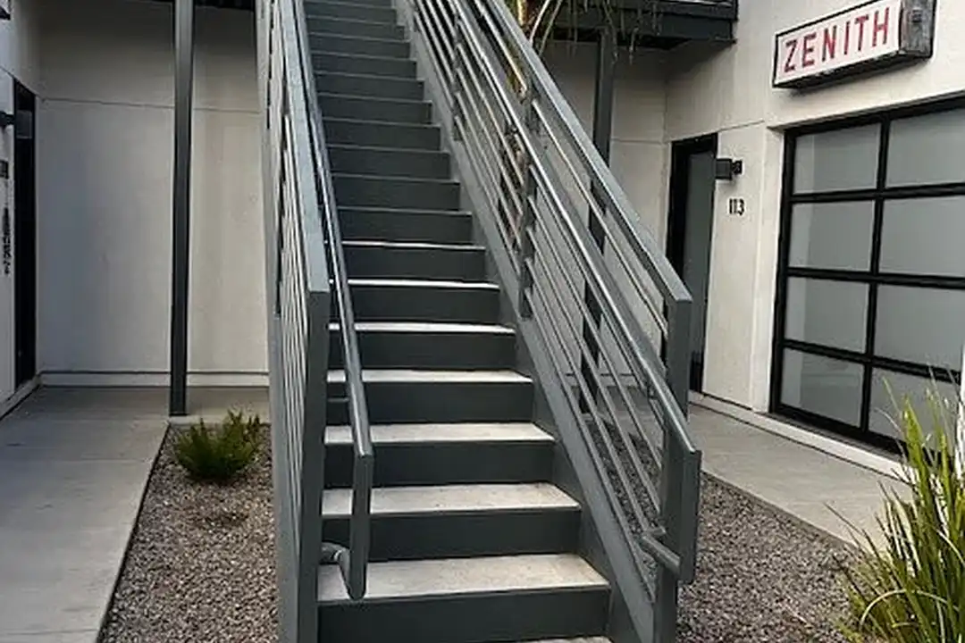 The Flash - 902 S 6th Ave - Tucson, AZ | Rent.