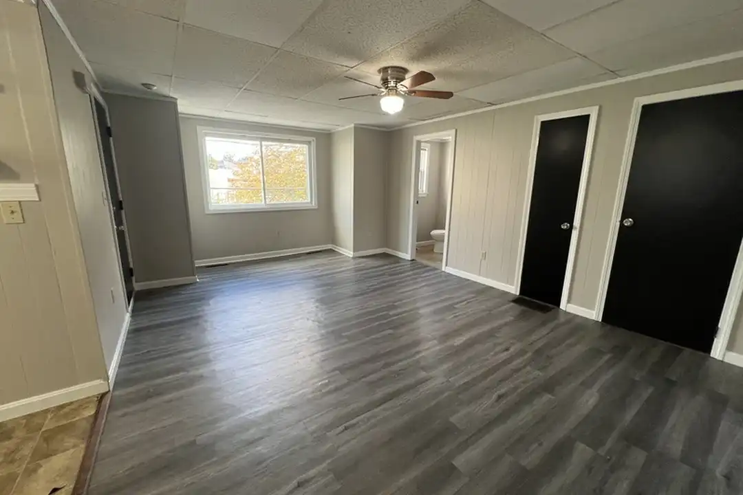 77 Massasoit St unit 2 - Fall River, MA | Rent.