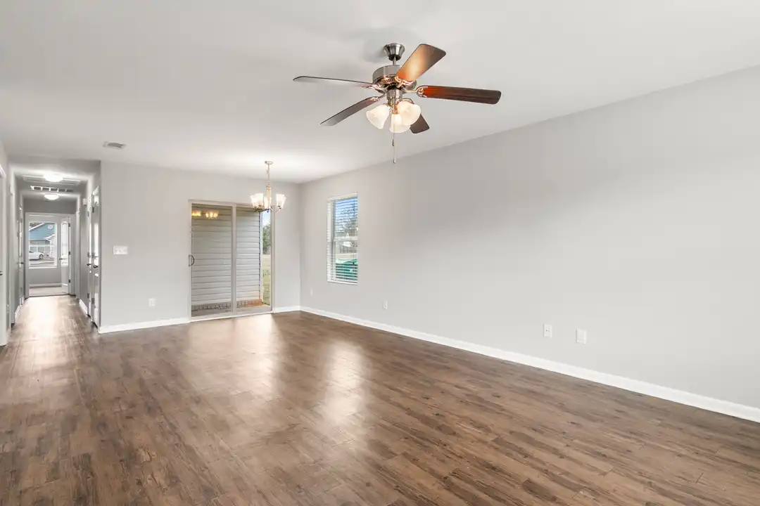 16411 Waterbury Ln - Moundville, AL | Rent.