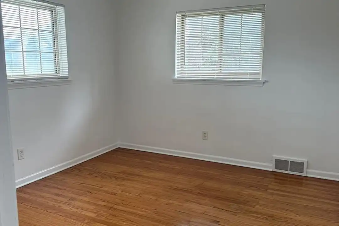 2101 E Maple Rd unit 2101 E MAPLE RD - Birmingham, MI | Rent.
