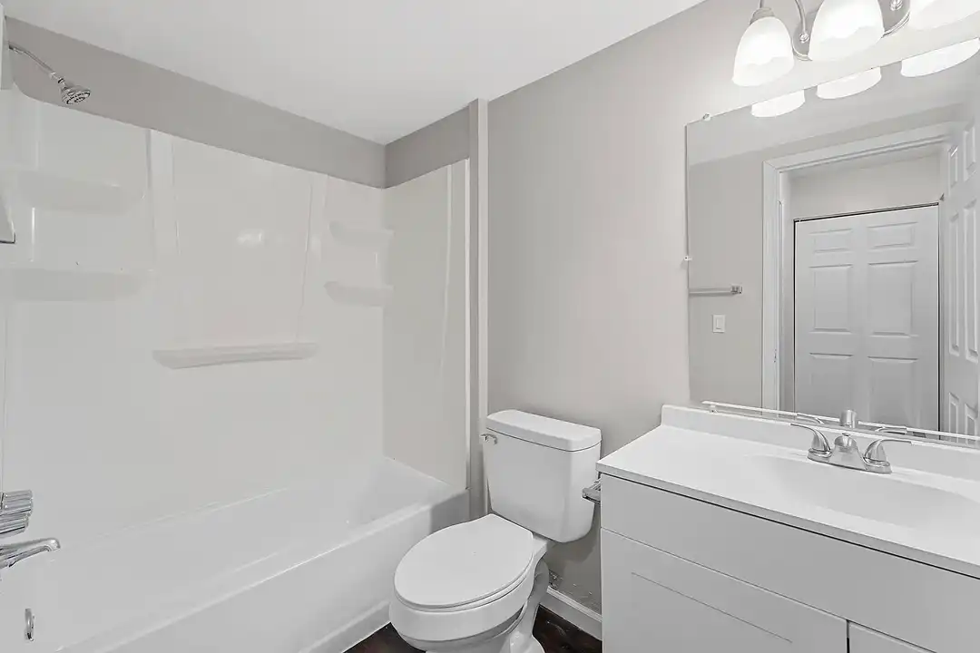 Melvindale Square - 17250 Raupp St - Melvindale, MI | Rent.