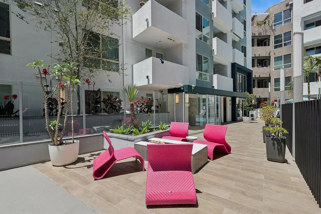 Arrive Wakaba - 232 E 2nd St - Los Angeles, CA | Rent.