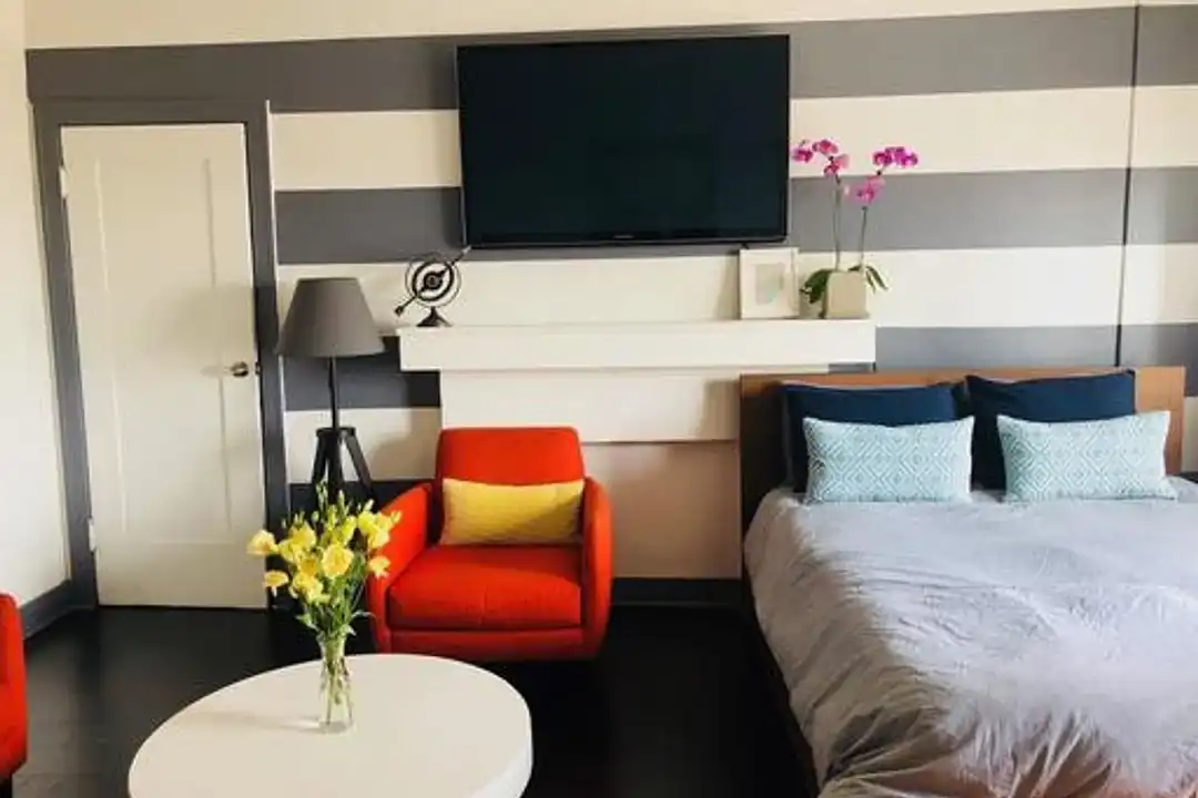 Villa Shatto Apartments - 687 Shatto Pl - Los Angeles, CA | Rent.