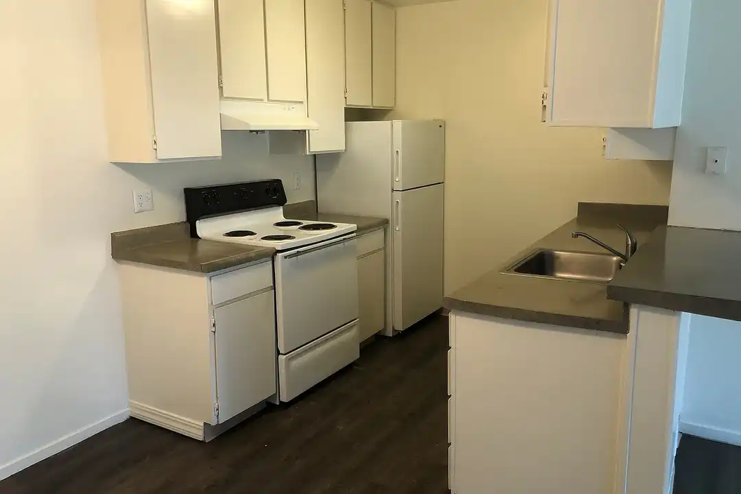 Pinewood Place - 5226 E Olive Ave - Fresno, CA | Rent.