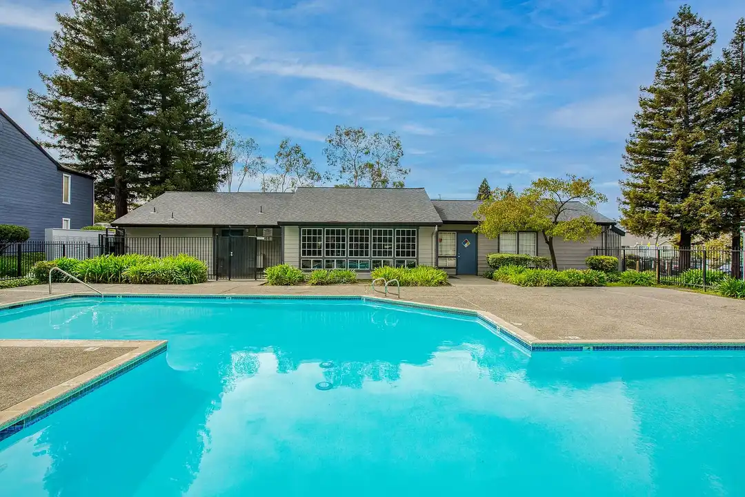 Blue Rock Village - 2000 Ascot Pkwy - Vallejo, CA | Rent.