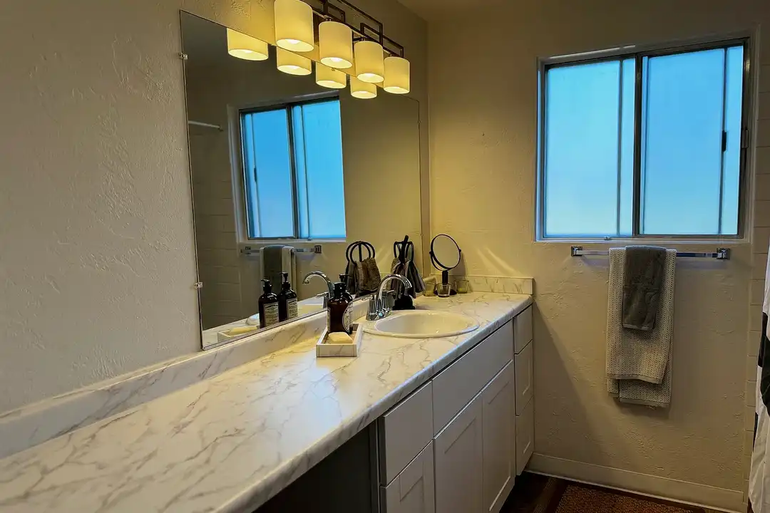 Gateway Village Apartments - 3255 Gateway St - Springfield, OR | Rent.