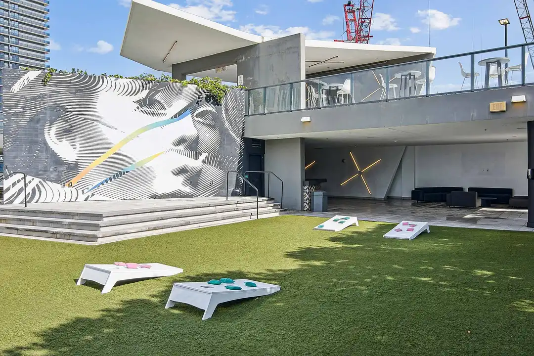 Alea Miami - 230 NE 4th St - Miami, FL | Rent.