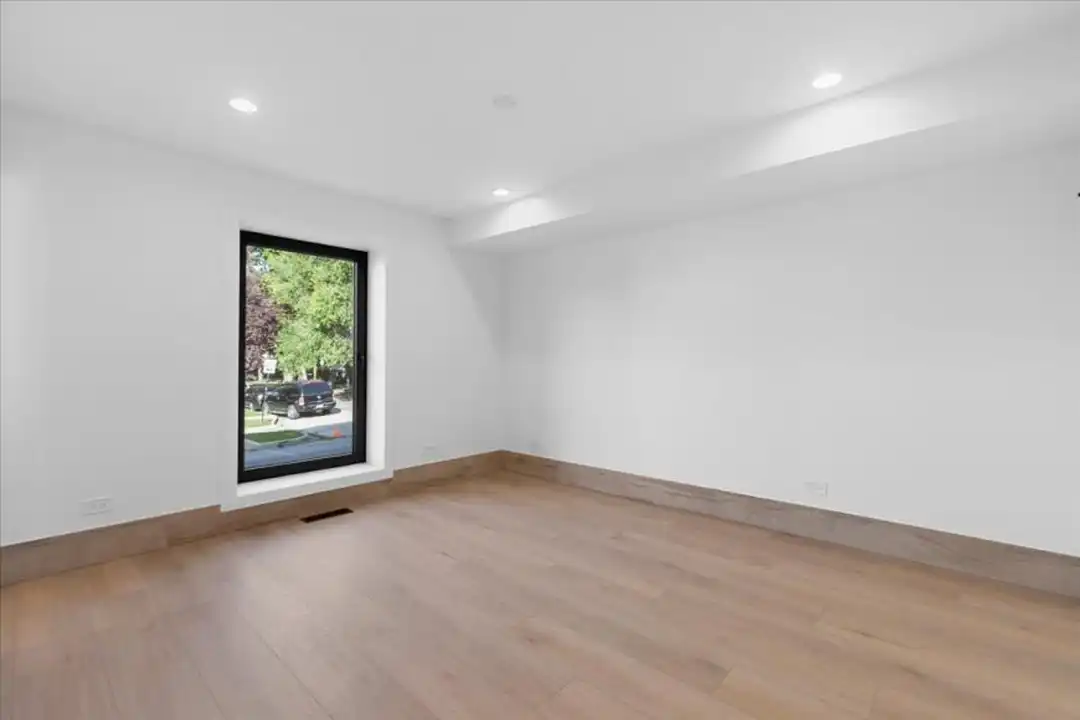 2023 N Drake Ave - Chicago, IL | Rent.