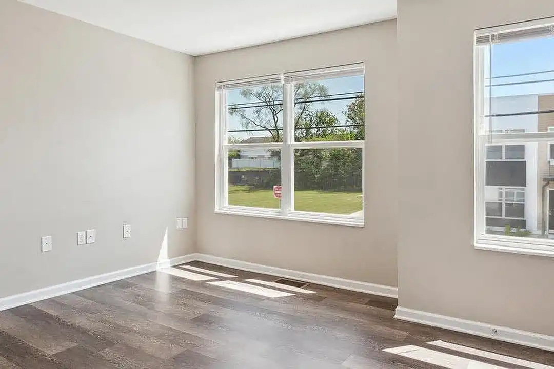 Winston Commons - 4000 Winston Dr - Pontiac, MI | Rent.