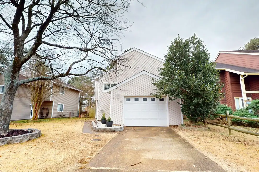 5472 Chatham Lake Dr - Virginia Beach, VA | Rent.