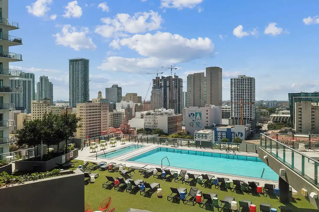Alea Miami - 230 NE 4th St - Miami, FL | Rent.