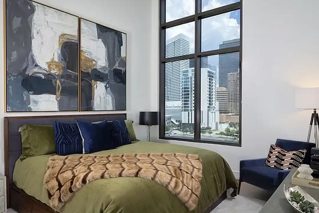 Camden Downtown - 1515 Austin St - Houston, TX | Rent.
