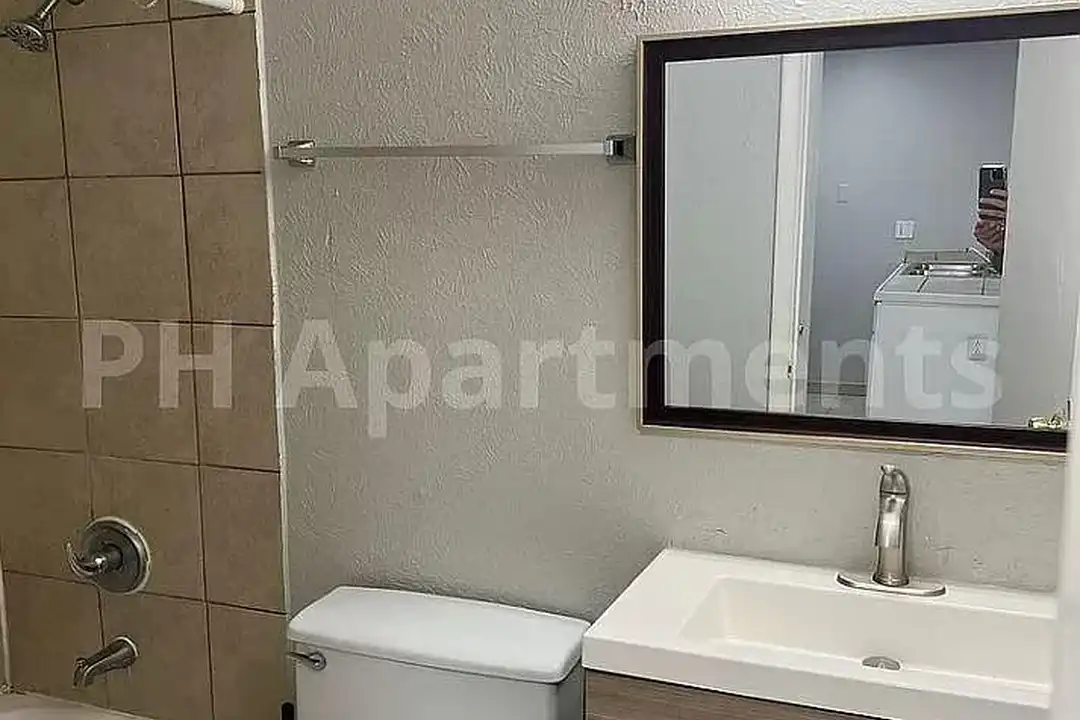 Harambee Apartments - 1943 Dallas St - Aurora, CO | Rent.