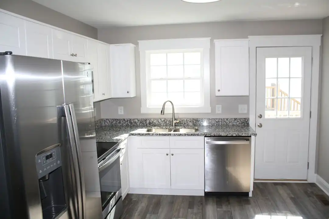 115 Buster Ln unit B - Rocky Face, GA | Rent.