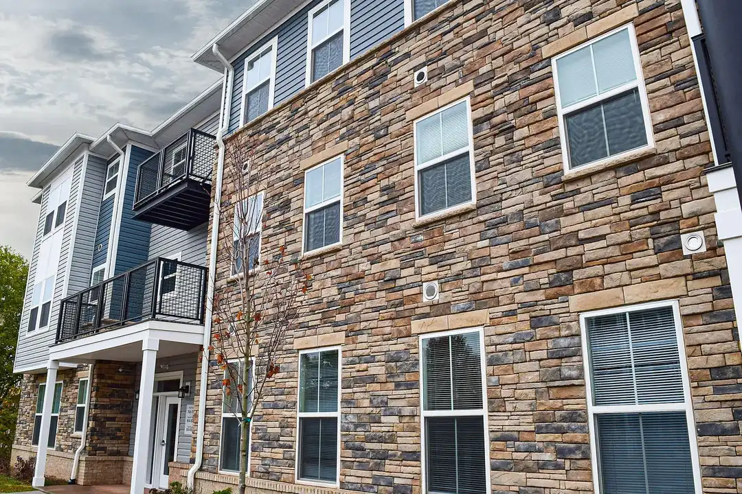 The Willows at Flemington Junction South - 70 Junction Rd - Flemington, NJ | Rent.