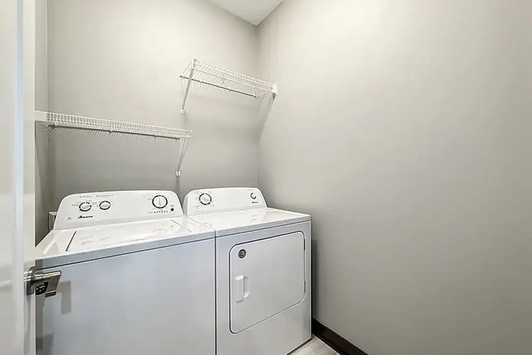 1855 NE Little Beaver Dr - Grimes, IA | Rent.