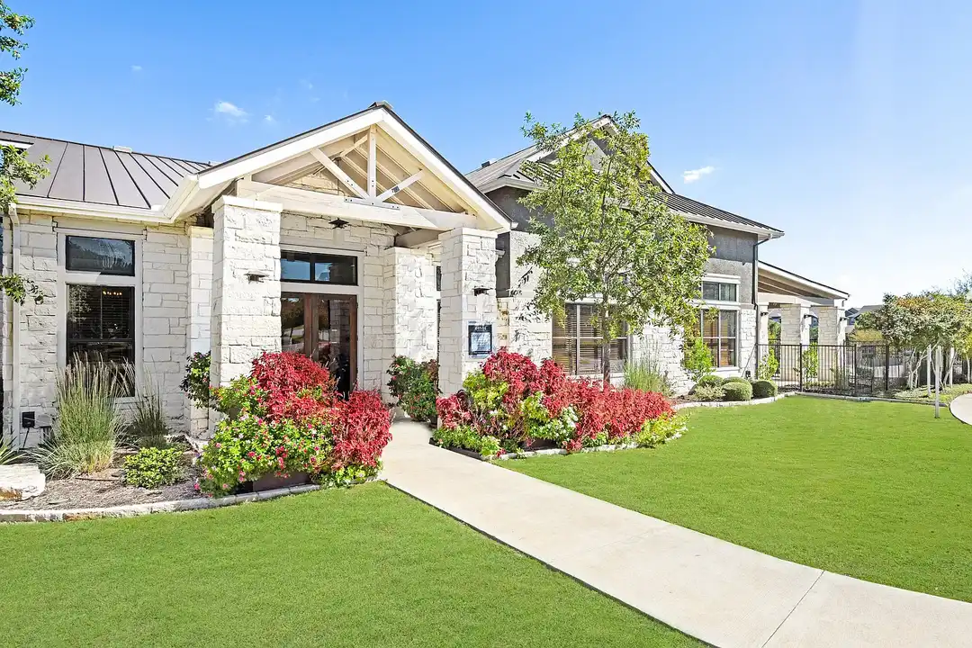 Ethos Apartments - 8001 S Interstate Highway 35 Frontage Rd - Austin ...