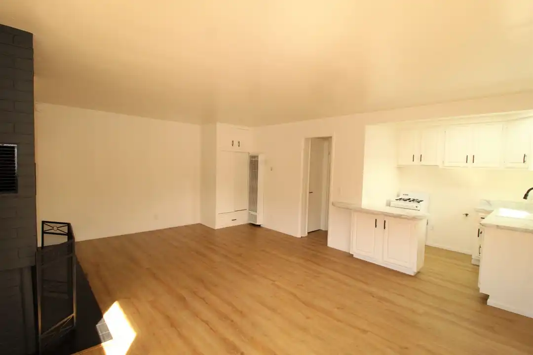 1563 Santa Barbara St unit 1563 - Ventura, CA | Rent.