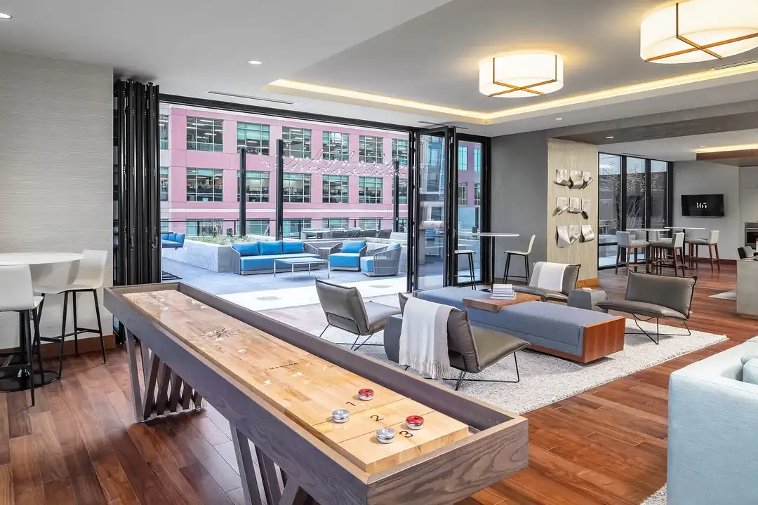 365 Nicollet - 365 Nicollet Mall - Minneapolis, MN | Rent.