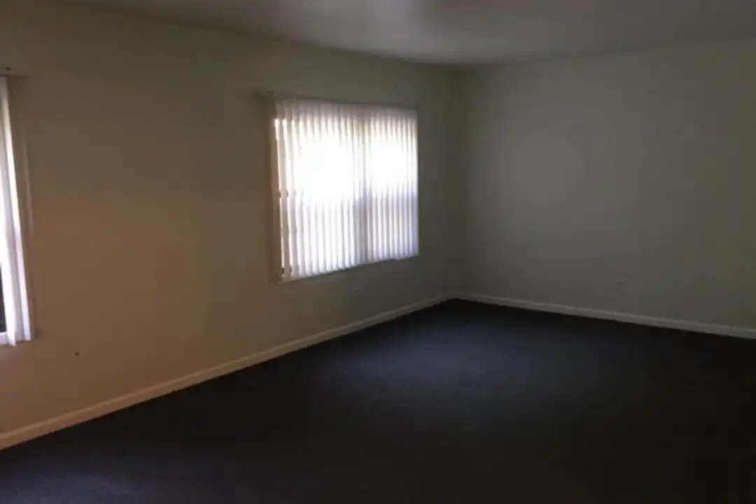 7632 S Stewart Ave - Chicago, IL | Rent.