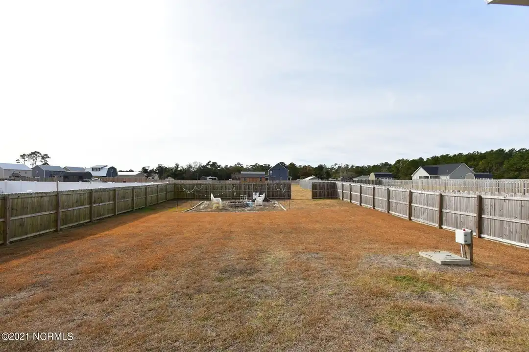 220 Shell Rock Landing Rd - Hubert, NC | Rent.