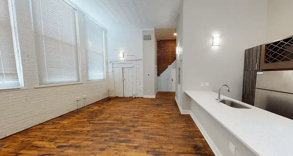 Walnut Hills - Paramount Square - 900 E McMillan St - Cincinnati, OH ...